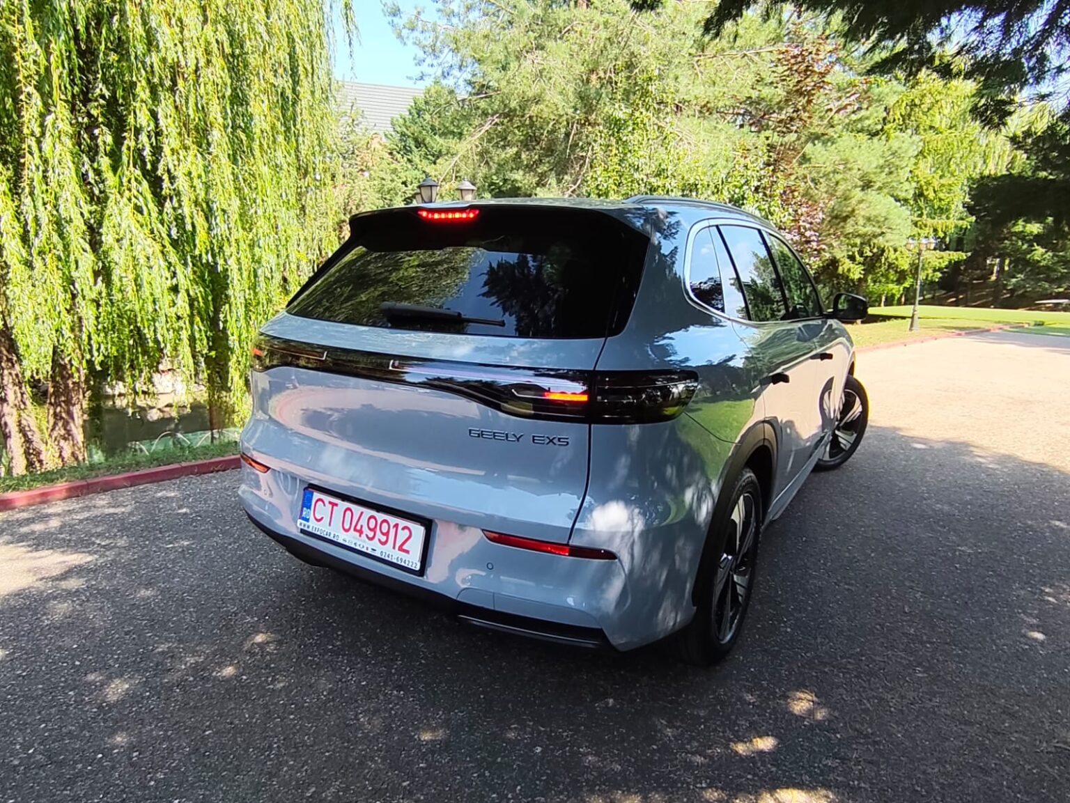 Geely a lansat în România noul EX5. SUV-ul electric cu inteligență ...
